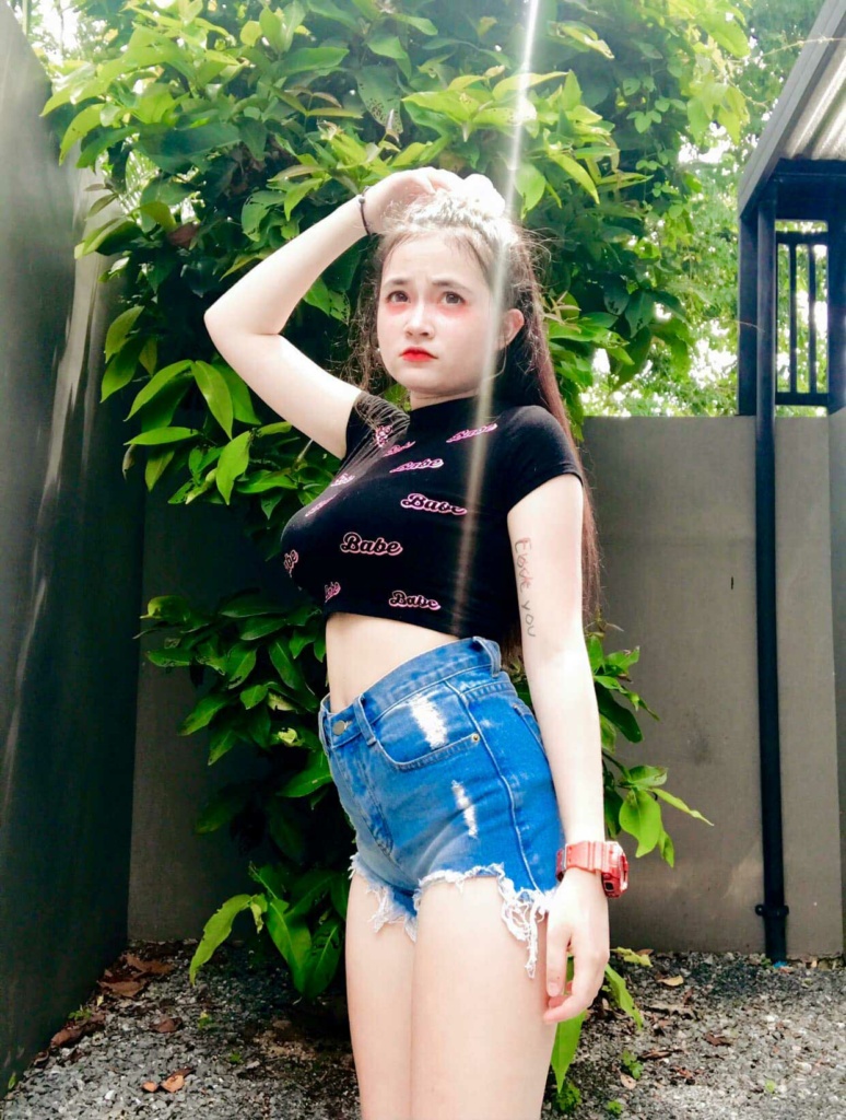 แจกวาร์ป น้องแองจี้ Thiyada เน็ตไอดลสาวสวย ขาวใส น่ารัก หุ่นเซ็กซี่