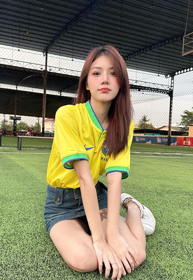 แจกวาร์ป Baiifern Nattacha สาวสวยน่ารัก ขวัญใจแฟนคลับเหล่าเกม FPS